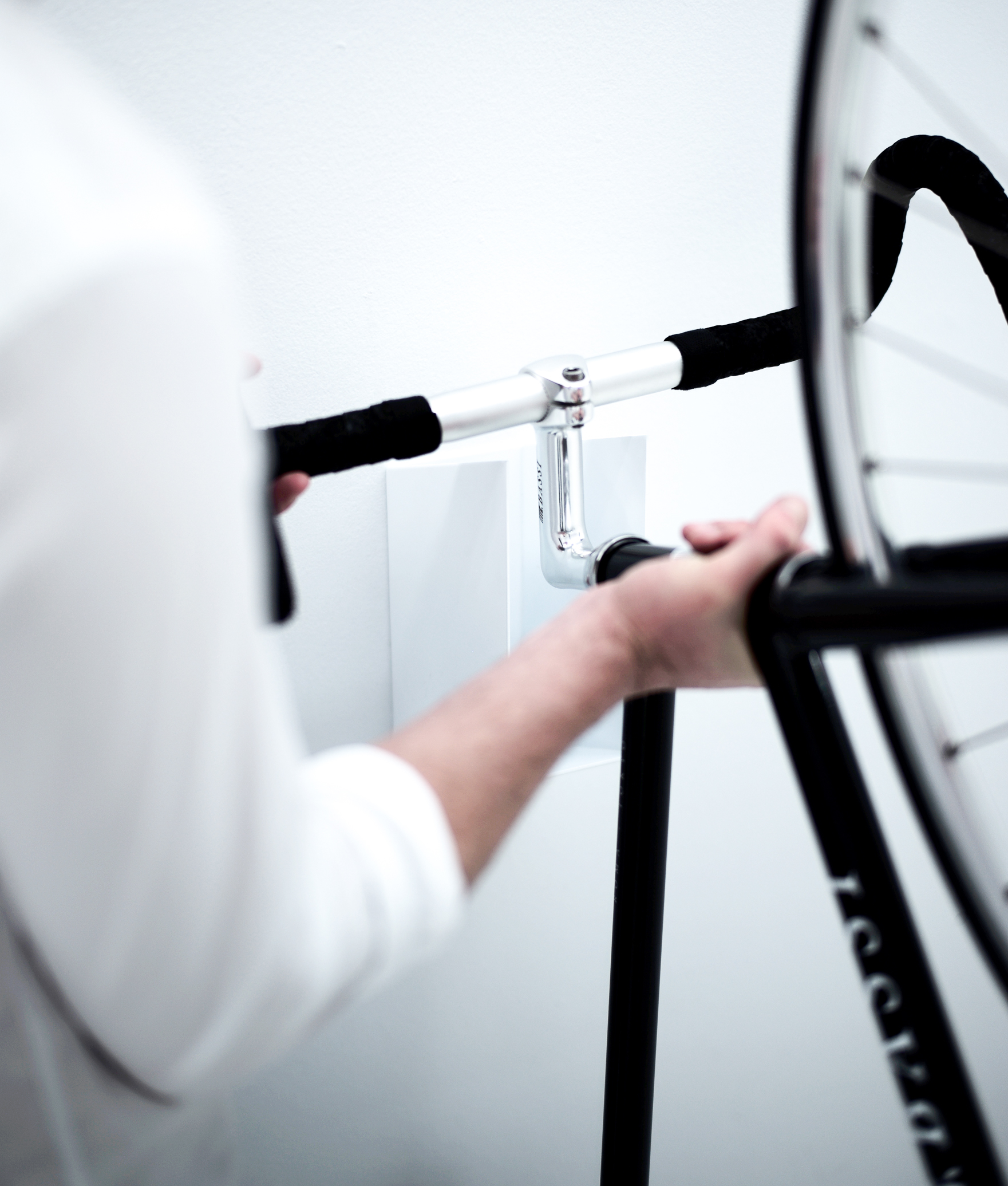 Une entreprise québécoise crée un splendide support à vélo au design ...