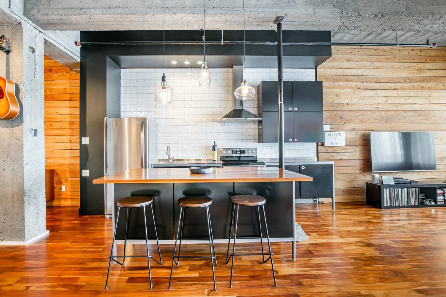 Spacieux loft urbain sur 2 niveaux en vente dans le quartier Mercier/Hochelaga-Maisonneuve de ...