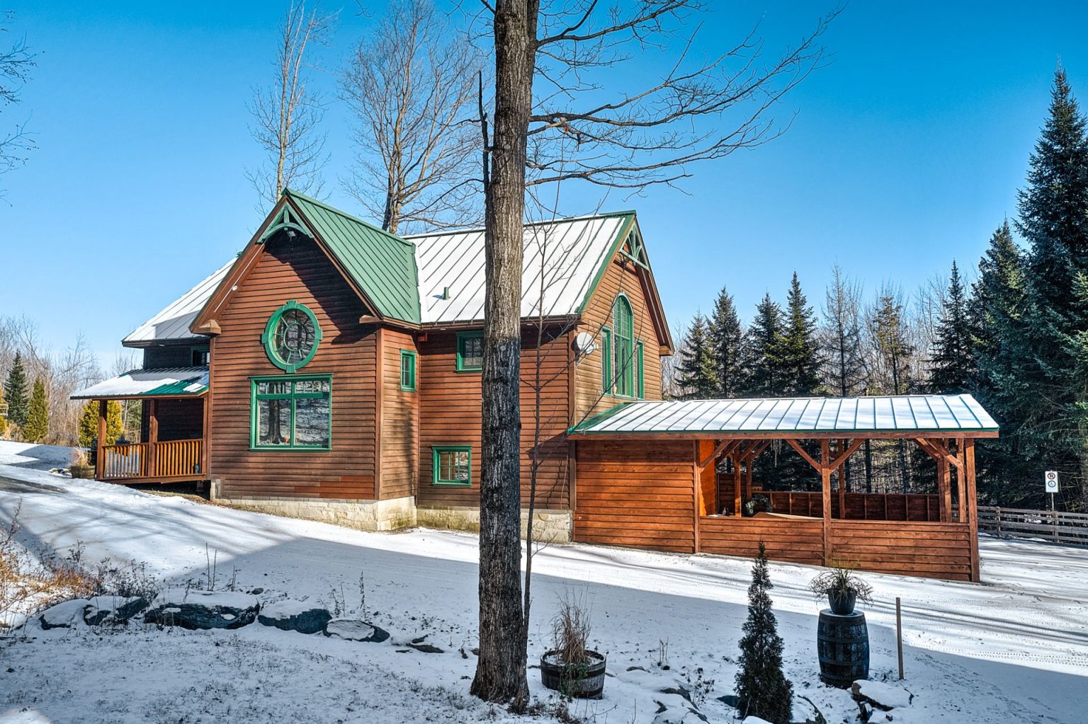 Superbe propriété établie dans un magnifique domaine de Frelighsburg ...