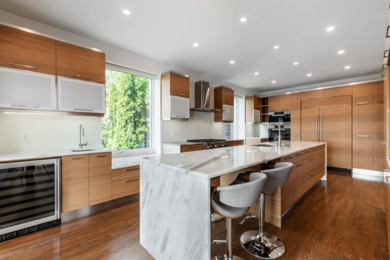 Fabuleuse maison de Westmount à faire rêver et qui offre une vue ...