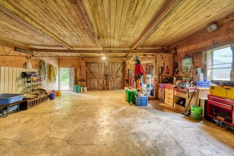 Fermette de 5 acres très bien aménagée à Mont-Saint-Grégoire en ...