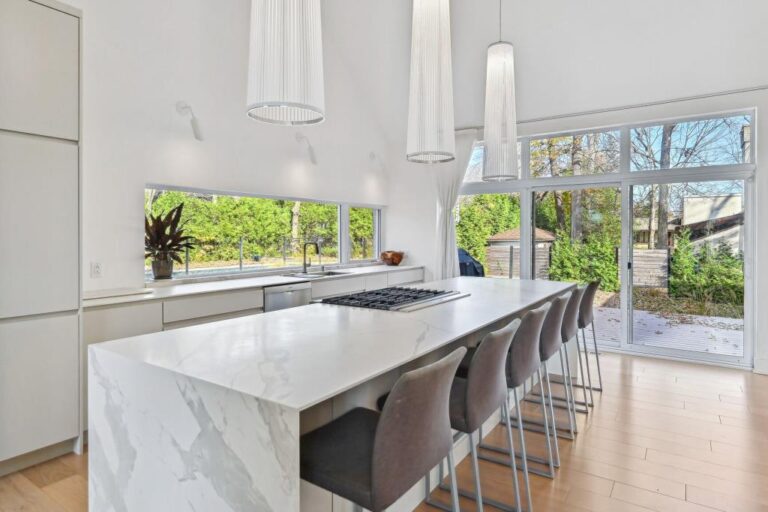 Magnifique maison dans le quartier de Fabreville à Laval - Joli Joli Design