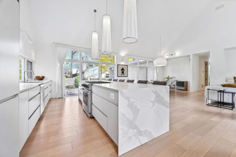 Magnifique maison dans le quartier de Fabreville à Laval - Joli Joli Design
