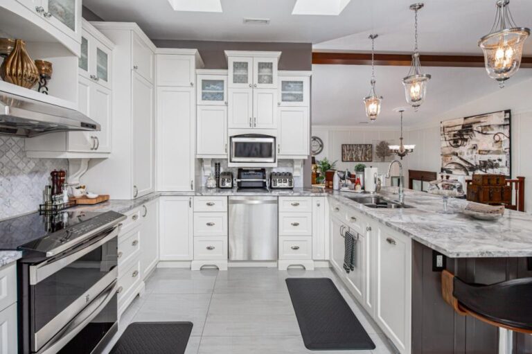 Belle maison rénovée à Saint-Jean-sur-Richelieu en Montérégie - Joli ...