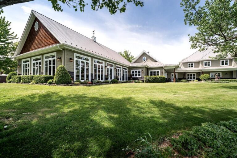 Spacieuse propriété au bord de l'eau à Valleyfield en Montérégie