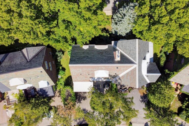 Propriété d'exception au cœur du secteur historique de Priest Farm sur ...