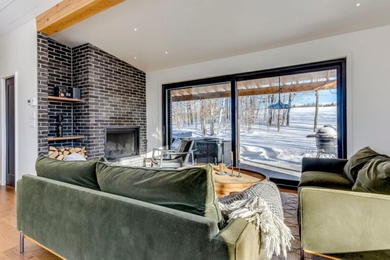 Splendide chalet contemporain dans la ville de Sutton en Estrie